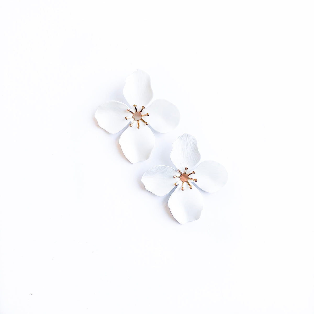 White Petal Classic – Coco Designs